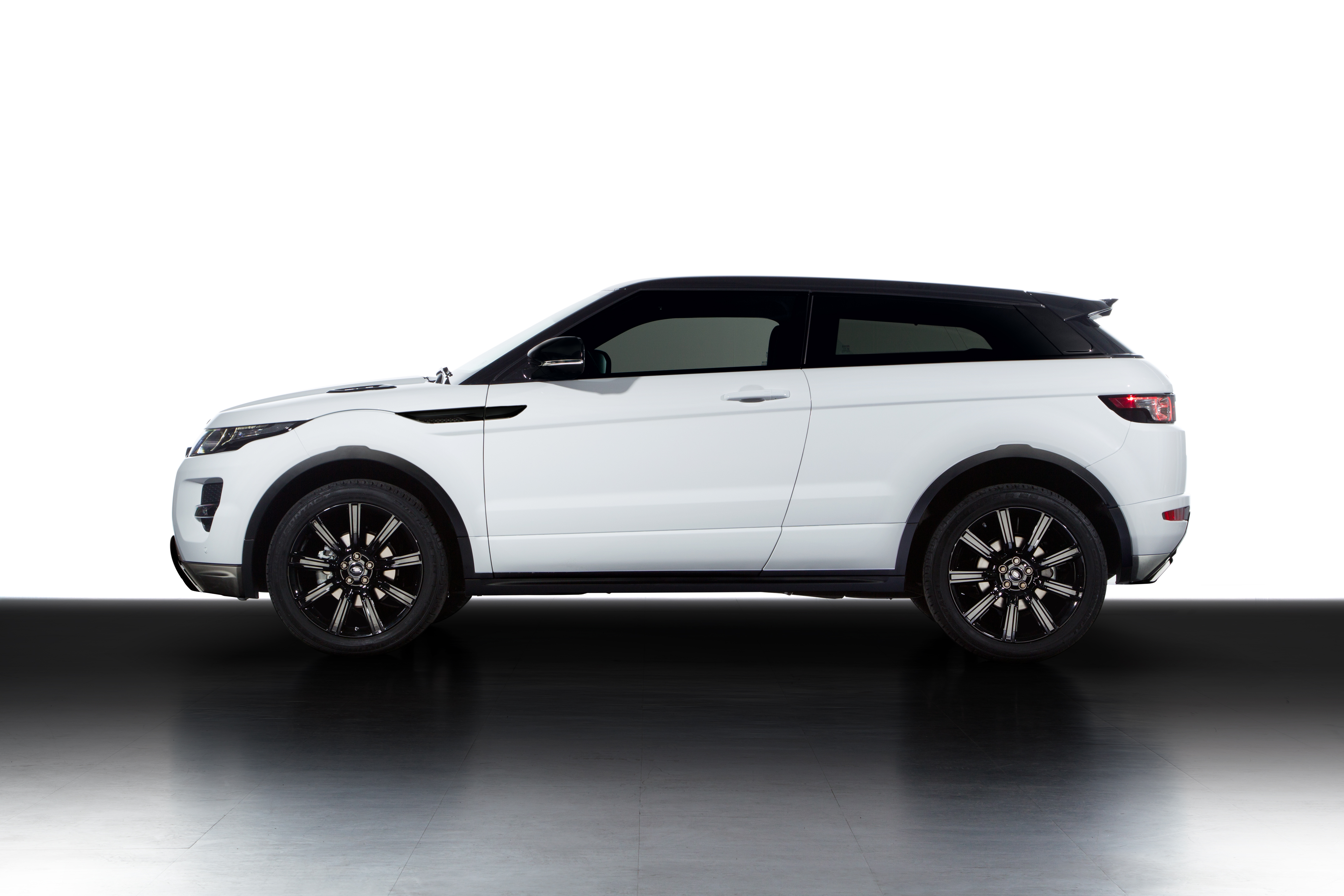 Land Rover Launch New Evoque Black Design Pack Land Rover Media Newsroom
