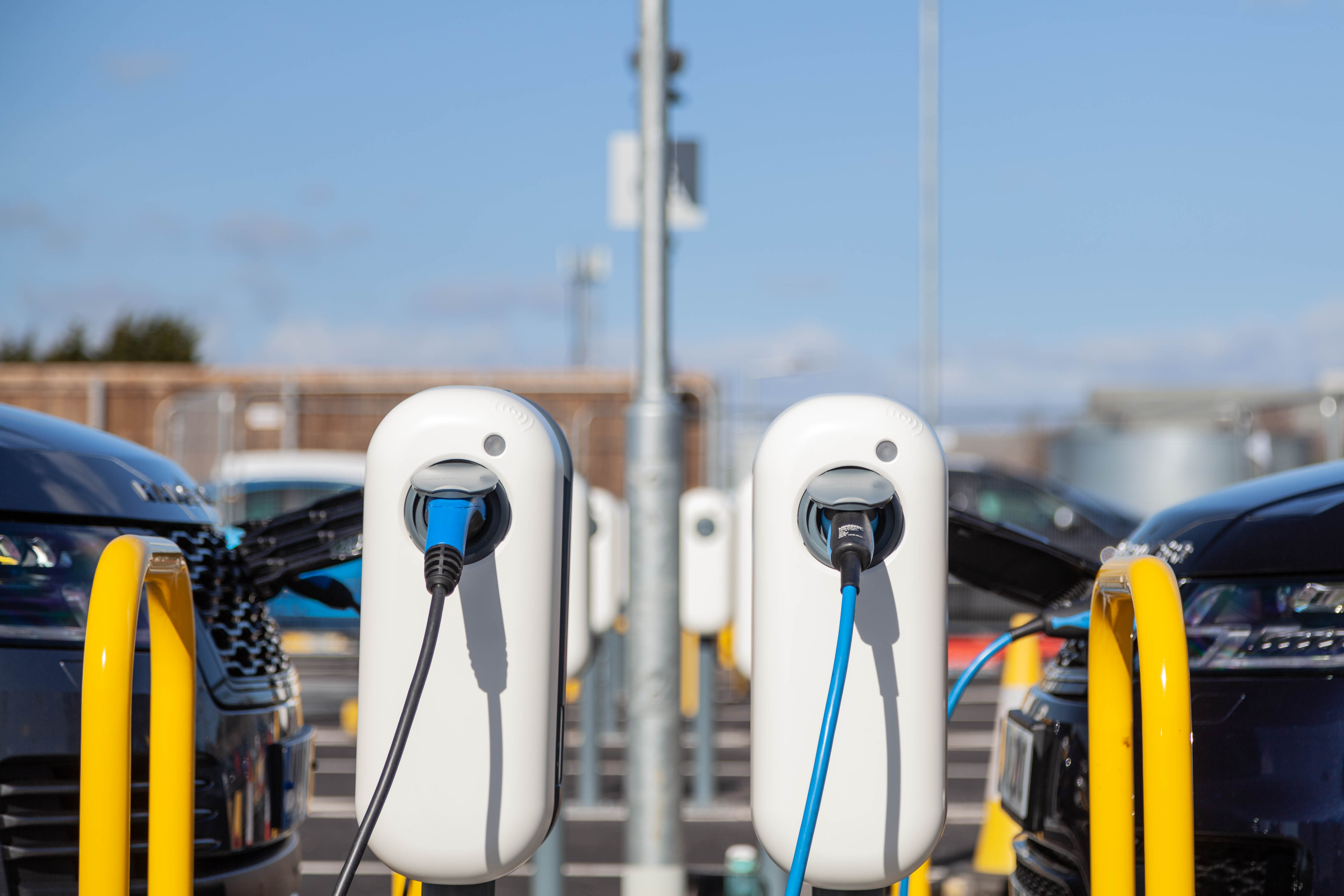 Land rover public charging store