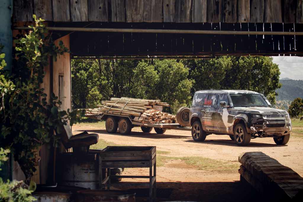 NUOVA LAND ROVER DEFENDER: LA DEFENDER DEL VENTUNESIMO SECOLO | Land ...