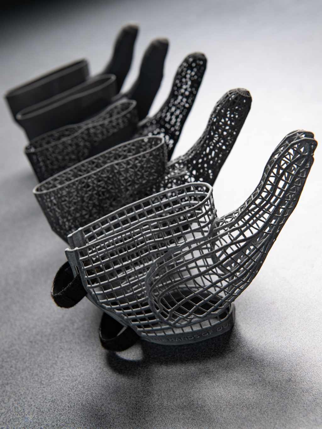 A SAFE PAIR OF HANDS FOR WORKERS WITH JAGUAR LAND ROVER’S NEW 3D ...