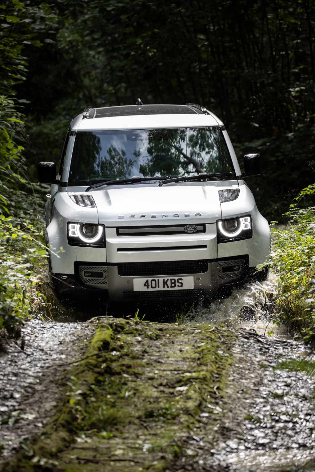 Land Rover Defender X-Dynamic - Images | Jaguar Racing Media Newsroom