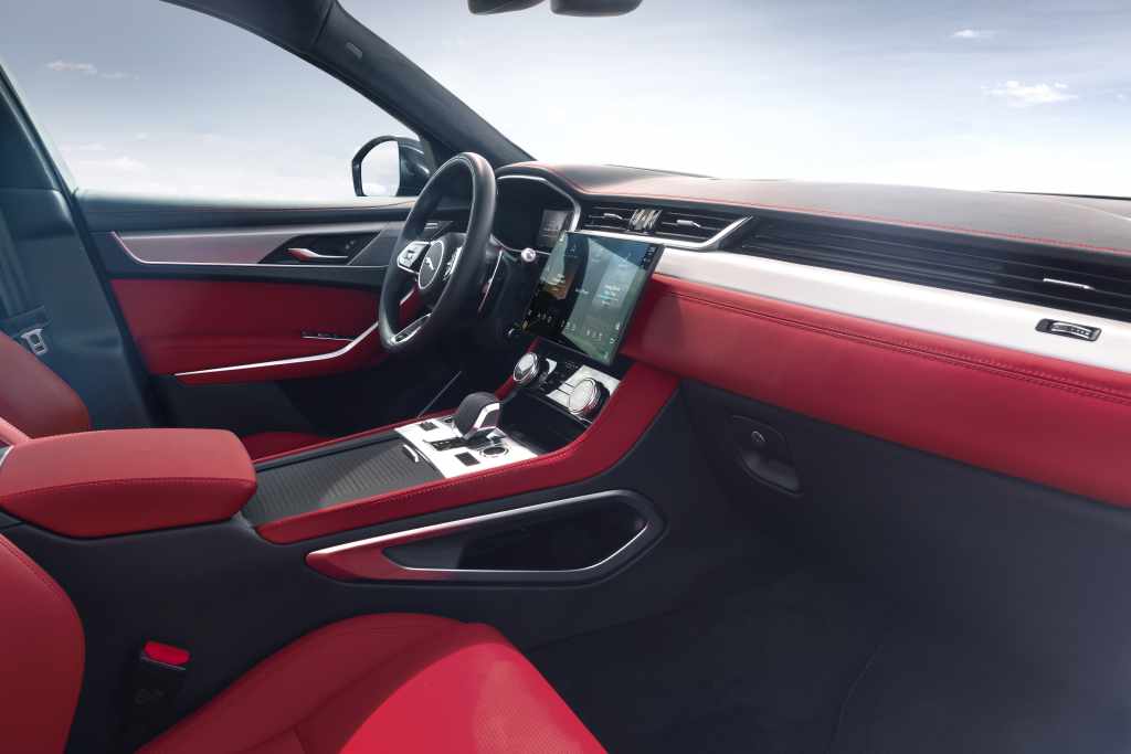 NEW JAGUAR F-PACE – INTERIOR IMAGES | JLR Media Newsroom