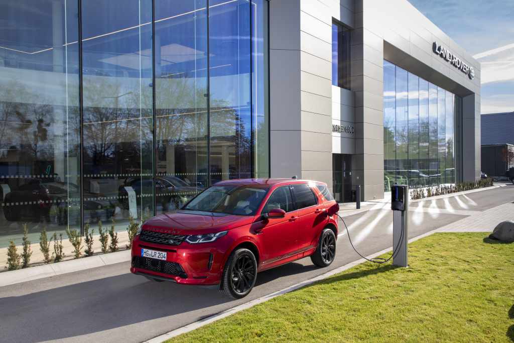 Land Rover Discovery Sport Plug-in Hybrid (MY 20.5) | JLR Media Newsroom