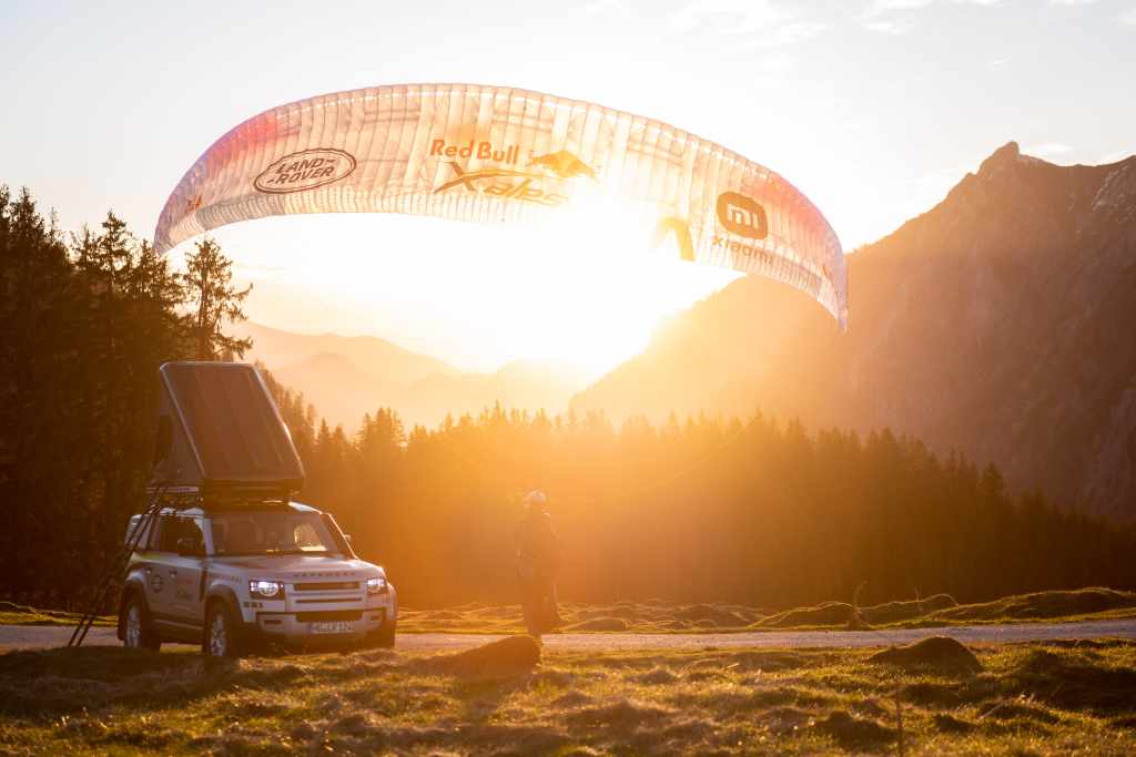LAND ROVER DEFENDER SUPPORTS THE WORLD’S TOUGHEST ADVENTURE RACE | Land ...