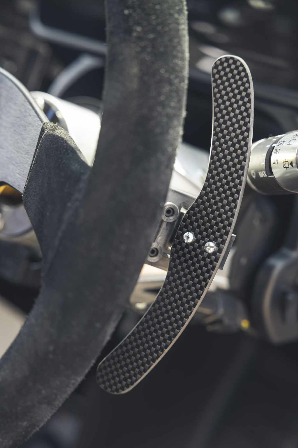 BOWLER DEFENDER CHALLENGE VEHICLE - INTERIOR IMAGES | JLR Media Newsroom