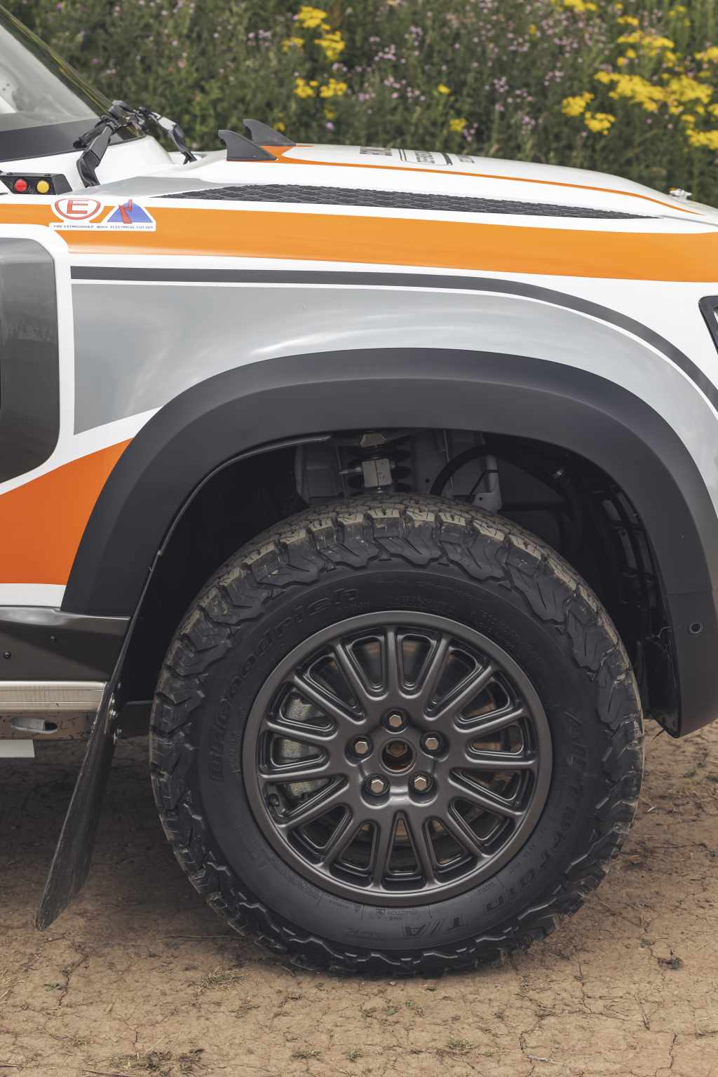 DEFENDER GOES RALLYING: BOWLER TRANSFORMS REBORN ICON FOR 2022 ...