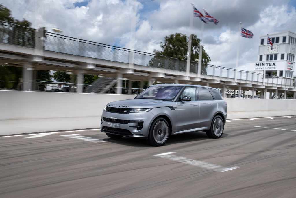 NEW RANGE ROVER SPORT PROTOTYPE PASSENGER RIDES AT GOODWOOD | Land ...