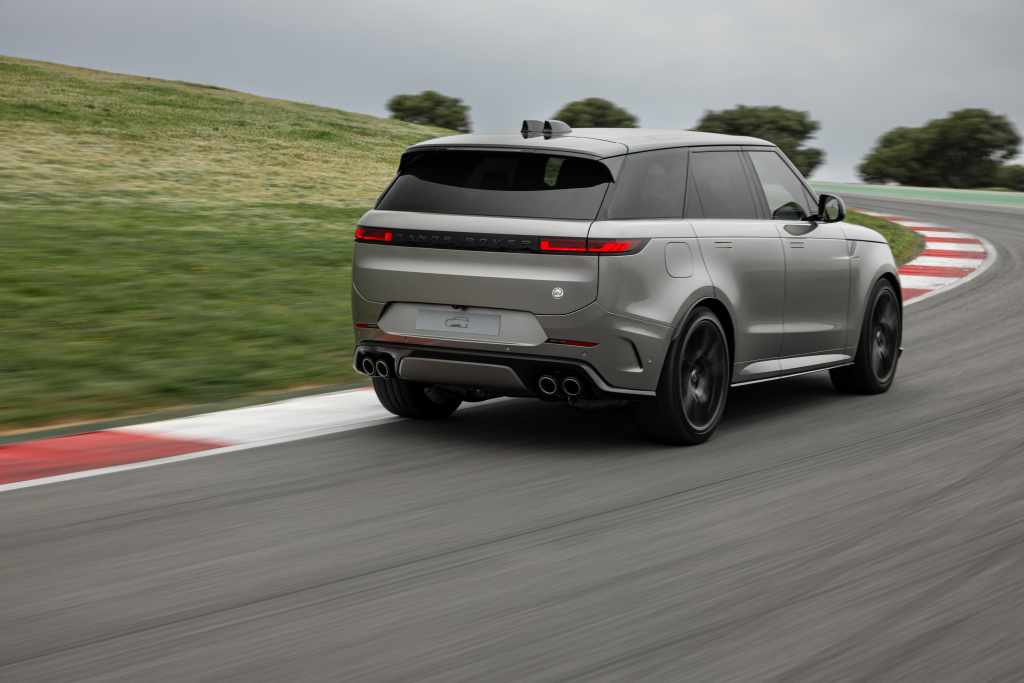 RANGE ROVER SPORT SV EDITION ONE - FLUX SILVER | Land Rover Media Newsroom