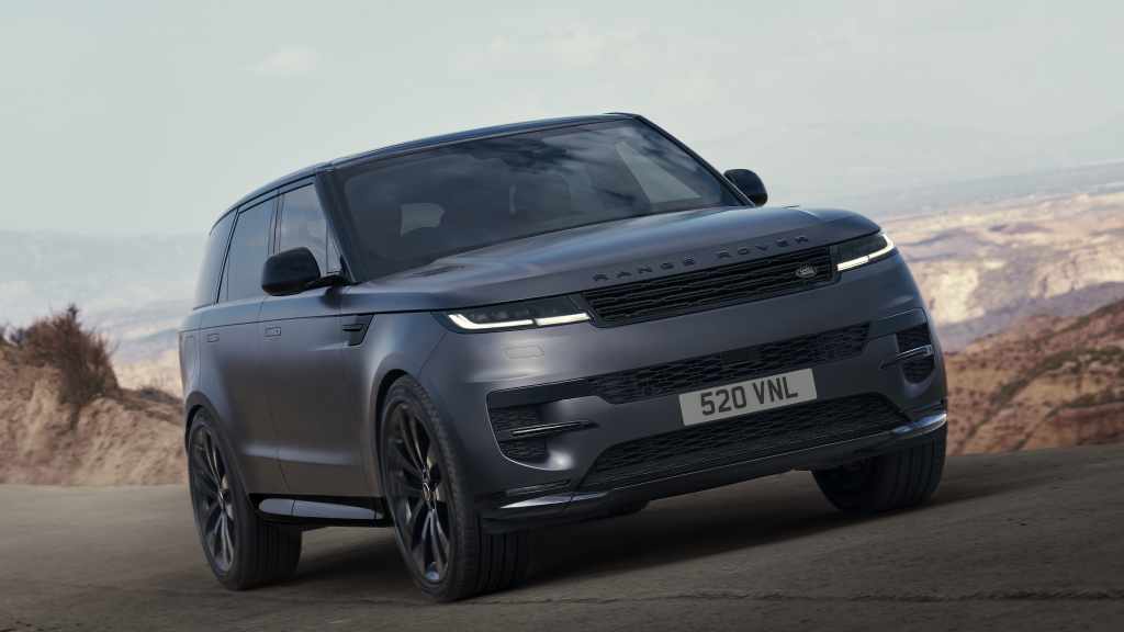 DARK, DRAMATIC AND ASTONISHINGLY DYNAMIC. INTRODUCING… THE RANGE ROVER ...