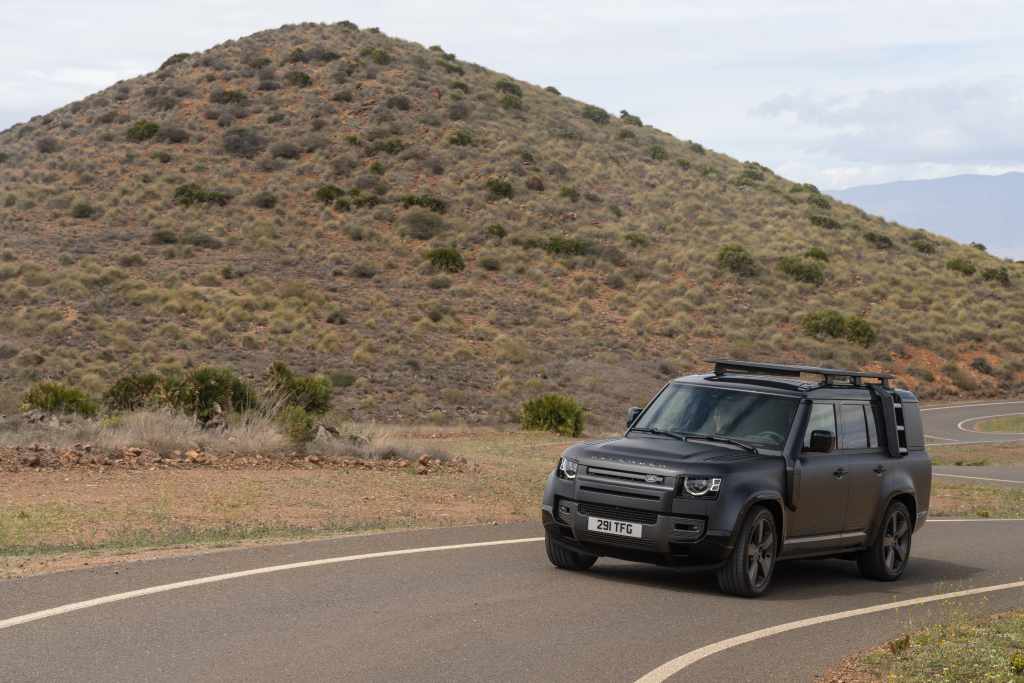 DEFENDER 130 OUTBOUND EXTERIOR - IMAGES | Land Rover Media Newsroom