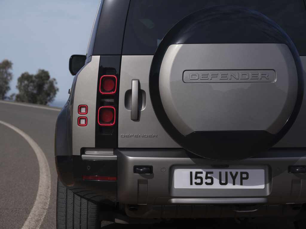 DEFENDER TAKES LUXURY ADVENTURE TO NEW HEIGHTS WITH GREATER CHOICE AND ...