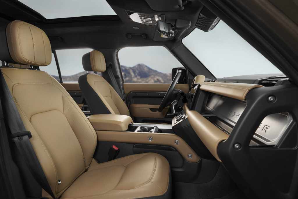 DEFENDER 130 INTERIOR - IMAGES | Land Rover Media Newsroom