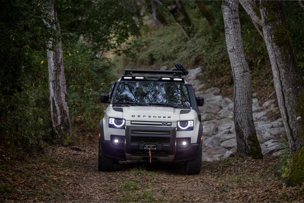 THE DEFENDER TRĕK RETAILER COMPETITION RETURNS FOR 2024 | Land Rover ...