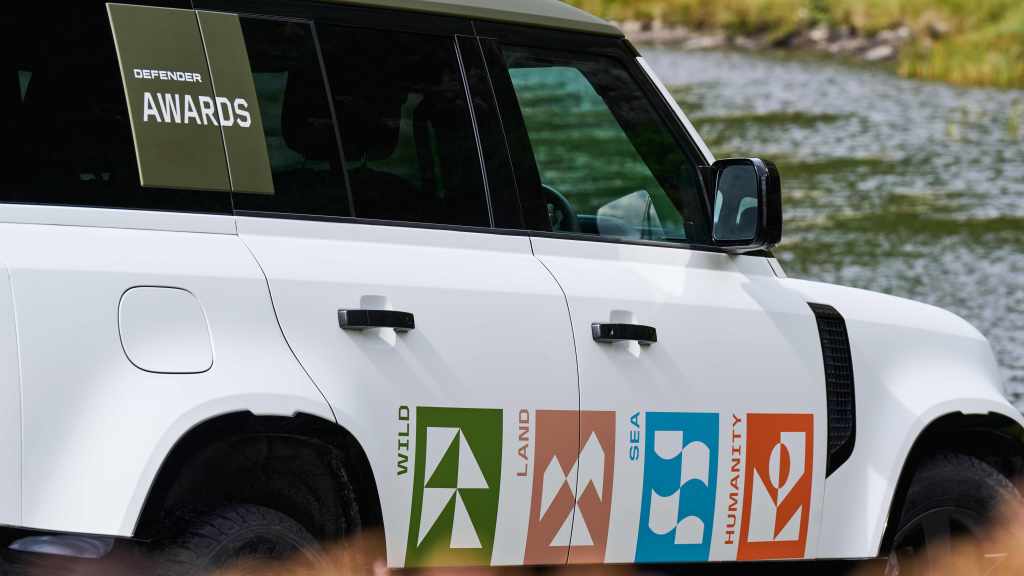 DEFENDER PLEDGES SUPPORT FOR LOCAL CONSERVATION AND HUMANITARIAN HEROES ...