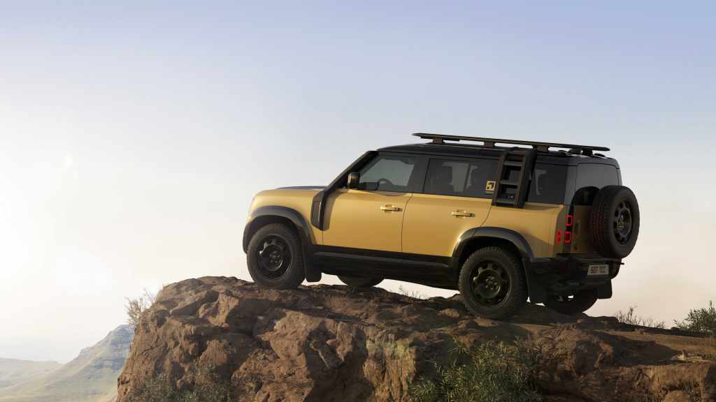 Defender 110 Trophy Edition - Deep Sandglow Yellow | Land Rover Media ...