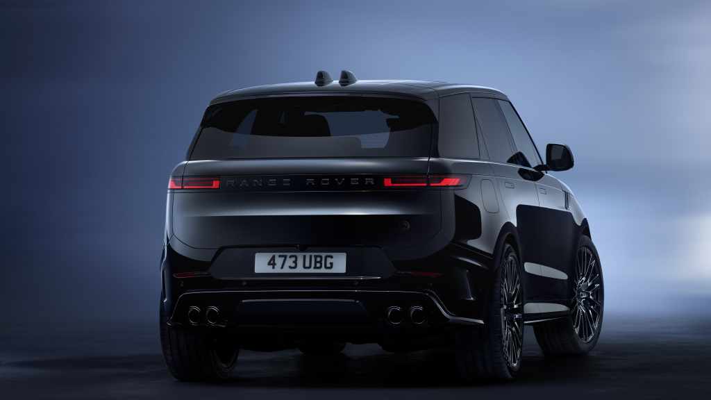 DIPPED IN BLACK: NEW RANGE ROVER SPORT SV BLACK GETS MONOCHROME ...
