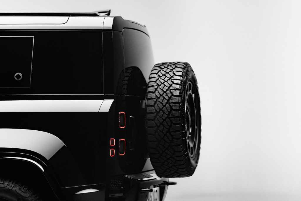 DER NEUE DEFENDER OCTA BLACK: DER ROBUSTE UND LUXURIÖSE 4X4-ROCKSTAR ...