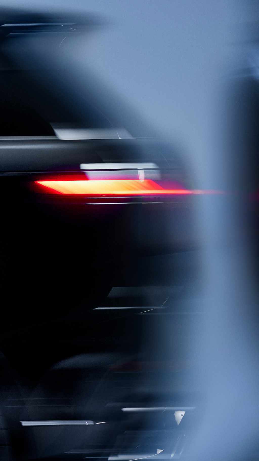 DIPPED IN BLACK: NEW RANGE ROVER SPORT SV BLACK GETS MONOCHROME ...