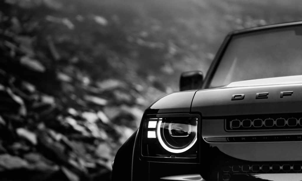 DER NEUE DEFENDER OCTA BLACK: DER ROBUSTE UND LUXURIÖSE 4X4-ROCKSTAR ...