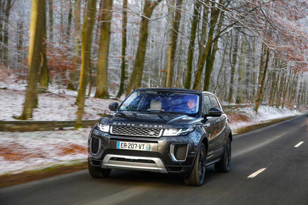Range Rover Evoque MY18 2.0 Si4* in Carpathian Grey | Land Rover Media ...