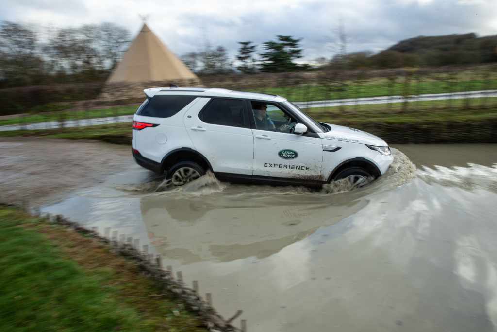 ULTIMATE FAMILY CHRISTMAS AT LAND ROVER EXPERIENCE EASTNOR’S WINTER ...