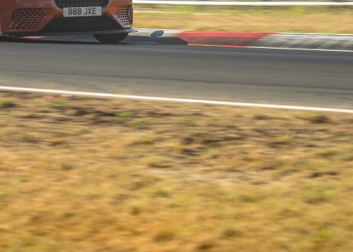 JAGUAR XE SV PROJECT 8, THE WORLD’S FASTEST SALOON CAR, BEATS ITS OWN ...