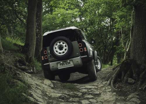 THE NEW DEFENDER 90: OFF-ROAD CAPABILITY | Land Rover Media Newsroom