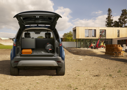 NEW DISCOVERY: EFFICIENT POWERTRAINS, ENHANCED CONNECTIVITY AND MORE ...