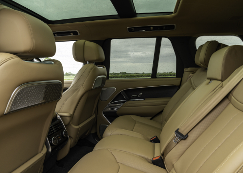 New Range Rover - Charente Grey | Land Rover Media Newsroom