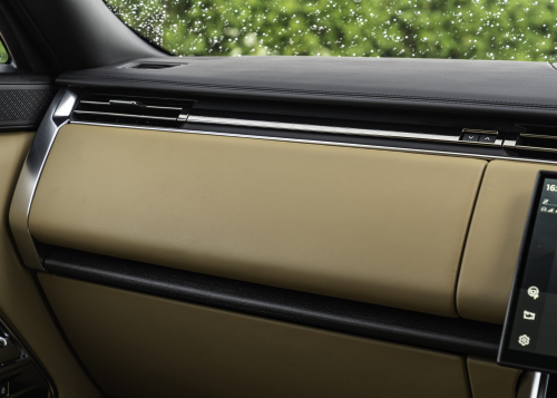 New Range Rover - Charente Grey | Land Rover Media Newsroom