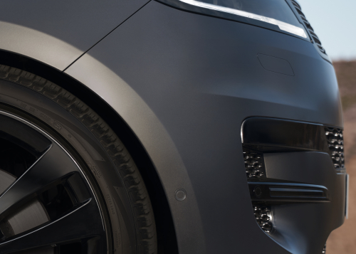 RANGE ROVER SPORT - STEALTH PACK | Land Rover Media Newsroom