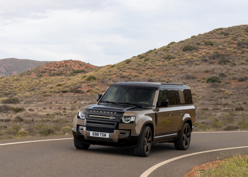 DEFENDER TAKES LUXURY ADVENTURE TO NEW HEIGHTS WITH GREATER CHOICE AND ...
