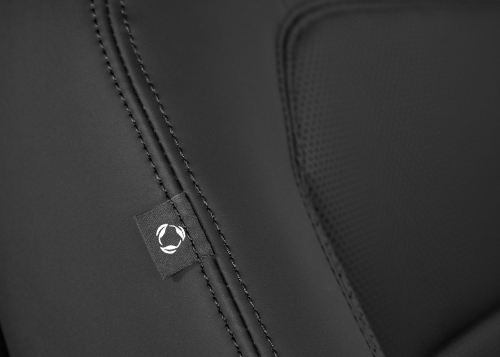 DEFENDER 130 OUTBOUND INTERIOR - IMAGES | Land Rover Media Newsroom