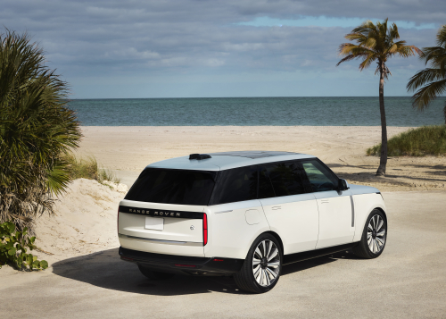 A VISION FOR RANGE ROVER SV BESPOKE: PRESENTING THE RANGE ROVER SV ...